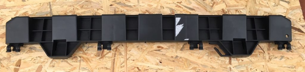 ORIGINAL MERCEDES GRUNDTRÄGER HALTERUNG BEFESTIGUNG MITTE STOßSTANGE C ...